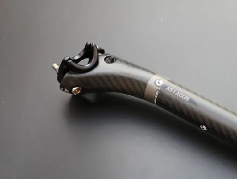 Straight Seatpost VS Setback Seatpost Explained