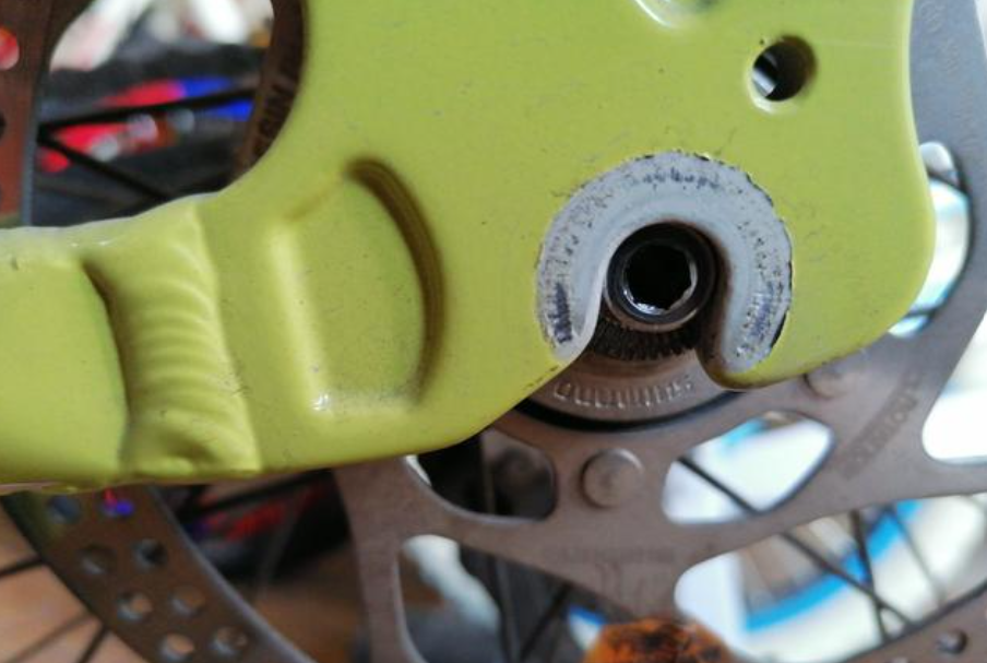 Thru-Axle vs. Quick Release : Competitive Research - SUMLON