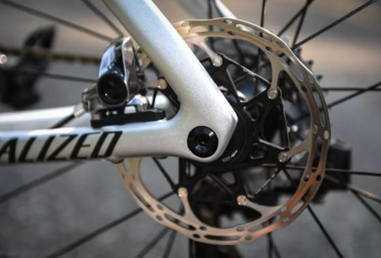 Thru-Axle vs. Quick Release : Competitive Research - SUMLON